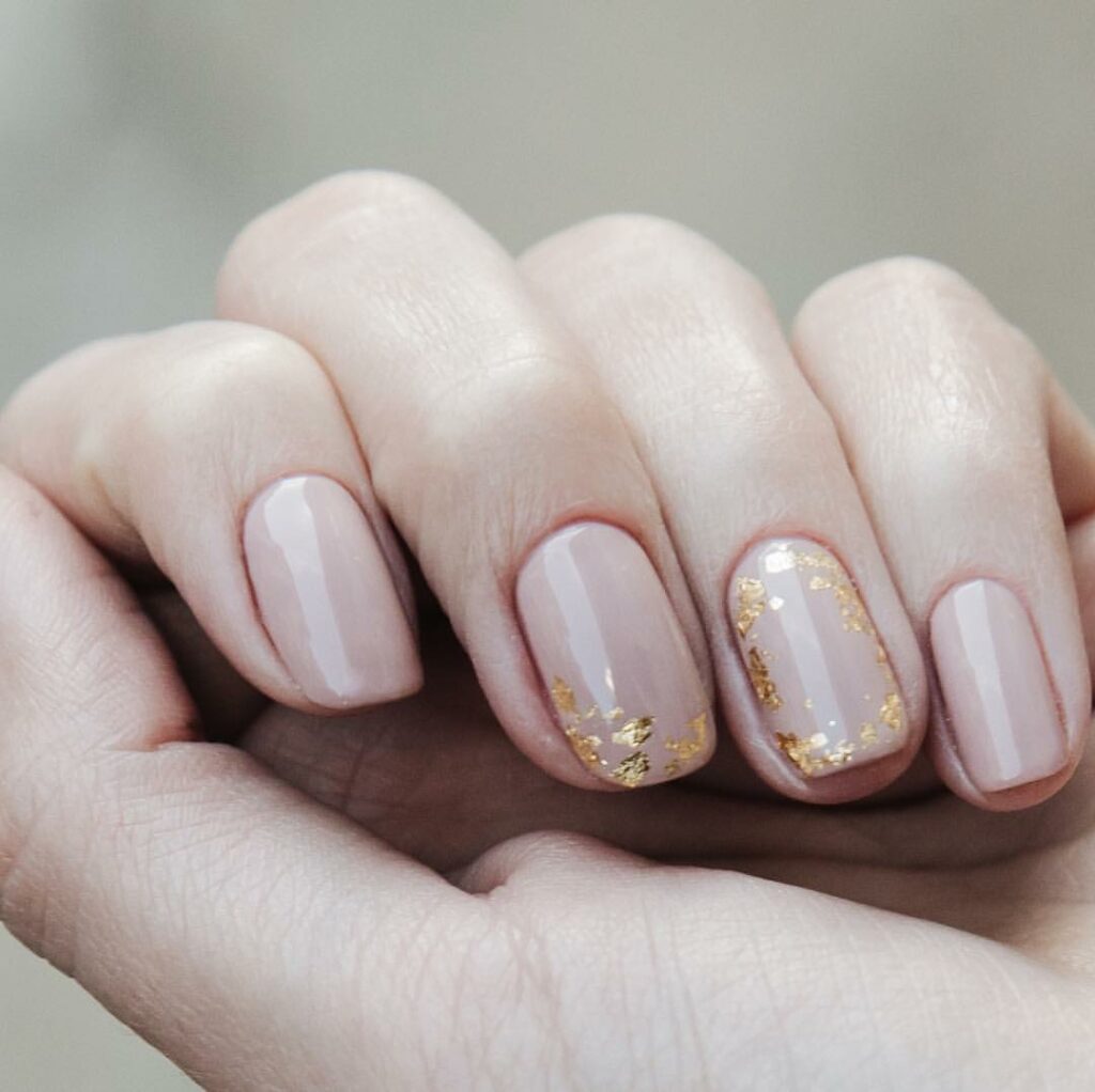 Najlepši novogodišnji nokti – ideje | Alexandar Cosmetics Blog