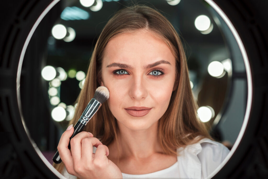 How to Select Powder Brushes for Every Day | Alexandar Cosmetics Blog